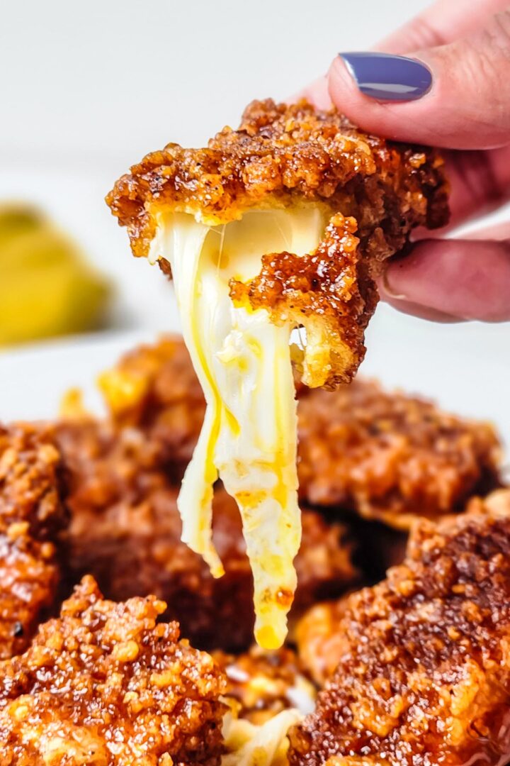 Nashville Hot Mozzarella Sticks (Copycat Chili’s) – Mini Bites Recipes